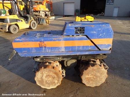 COMPACTEUR À PIEDS DE MOUTON DYNAPAC LP8500: DYNAPAC à 1000 € | 21220 ...