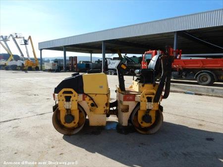 COMPACTEUR MONOCYLINDRE DYNAPAC CC122: DYNAPAC à 7200 € | 21220 ...