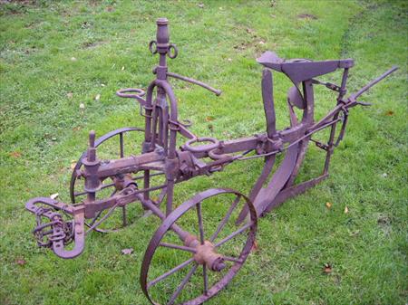 CHARRUE ANCIENNE: à 150 € | 64000 : PAU Pyrénées Atlantiques Aquitaine ...