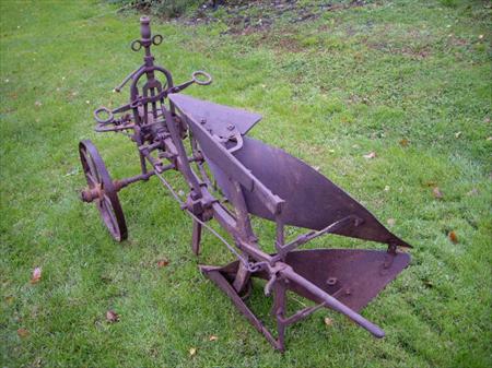 CHARRUE ANCIENNE: à 150 € | 64000 : PAU Pyrénées Atlantiques Aquitaine ...