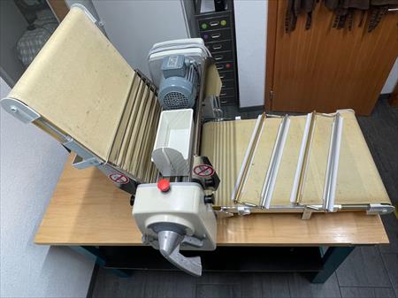 LAMINOIR À BANDES - RONDO STM 513: à 1500 € | 07140 : les vans Ardèche ...