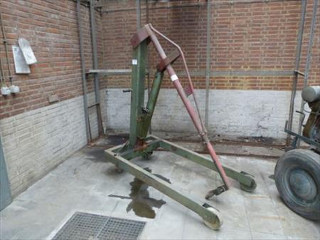 GRUES D'ATELIER GIRAFES CHÈVRES HYDRAULIQUES OCCASIONS ET DESTOCKAGE EN ...