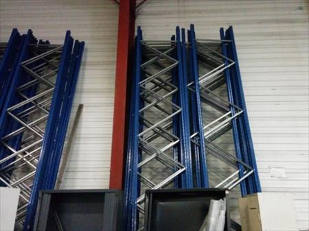 RACKS À PALETTES INDUSTRIELS - 10 ÉCHELLES DE 7M ET 54 LISSES STORAX ...