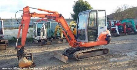 MINI-PELLE HITACHI EX30-2: HITACHI à 8800 € | 60310 : LABERLIERE Oise ...