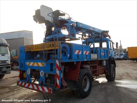 CAMION PTAC > 3,5T FOREUSE: IVECO TURBOTECH | 77780 : BOURRON MARLOTTE ...