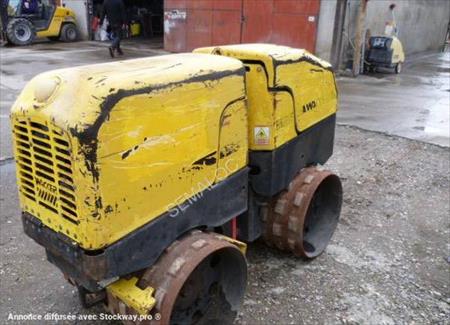 COMPACTEUR À PIEDS DE MOUTON WACKER NEUSON RT82 SC2: WACKER NEUSON à ...