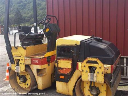 COMPACTEUR TANDEM DYNAPAC CC122: DYNAPAC à 7500 € | 02100 : NEUVILLE ...