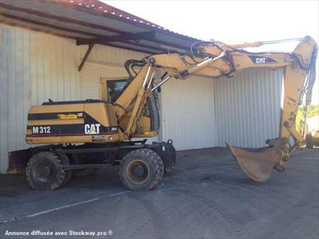 PELLE SUR PNEUS CATERPILLAR M312: CATERPILLAR à 21500 € | 02100 ...