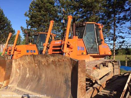 BULLDOZER FIAT HITACHI D180: FIAT-HITACHI à 28000 € | 02100 : NEUVILLE ...