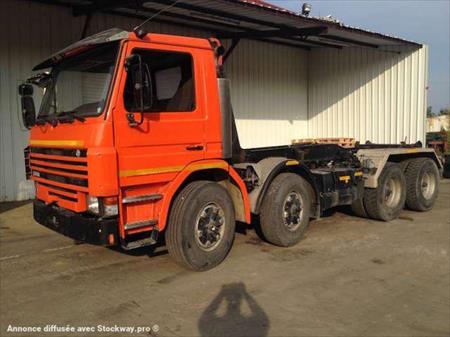 CAMION PTAC > 3,5T BENNE AMOVIBLE À BRAS SCANIA P112 HL 8X4 : SCANIA P ...