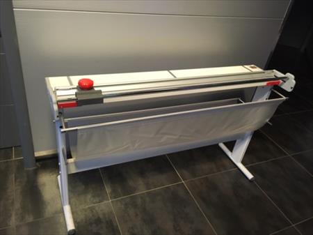 PLIEUSES ET COUPEUSES DE PLANS OCCASIONS ET DESTOCKAGE EN FRANCE, BELGIQUE, PAYS BAS, LUXEMBOURG ...