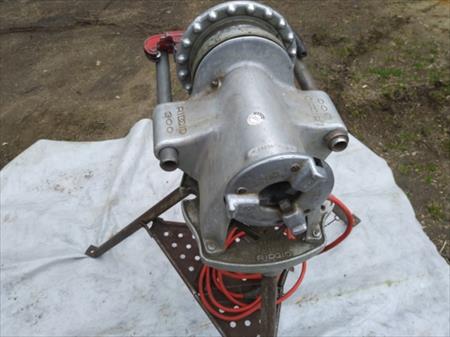 FILETEUSE ELECTRIQUE RIDGID 300: RIDGID à 150 € | : MONT-SUR-MARCHIENNE ...